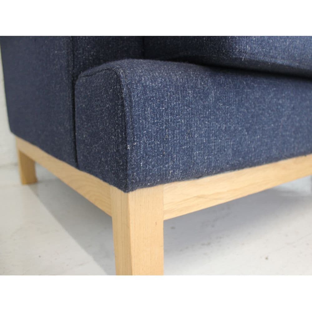 High Back Reception booths | office pods | pod seating