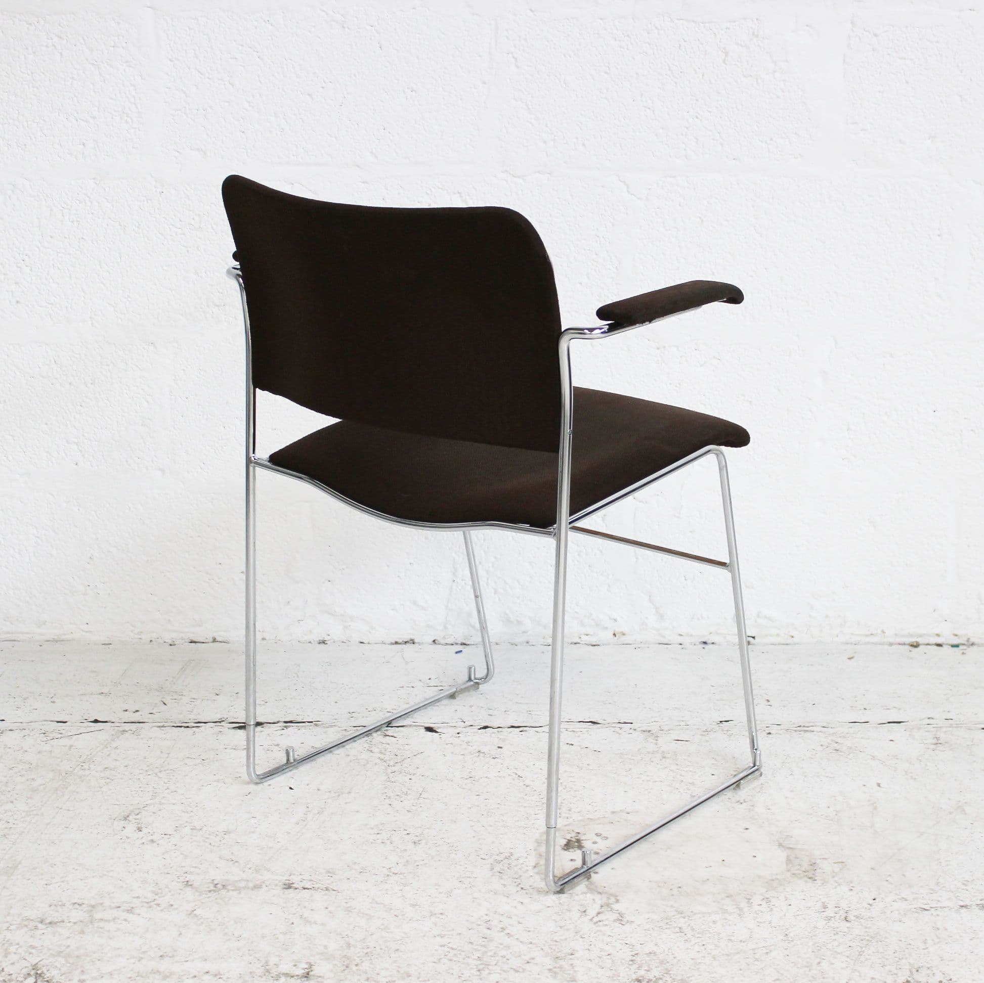 Howe 40/4 Stacking Chair – ANY COLOUR | Stacking Chair | Wire Frame Chair