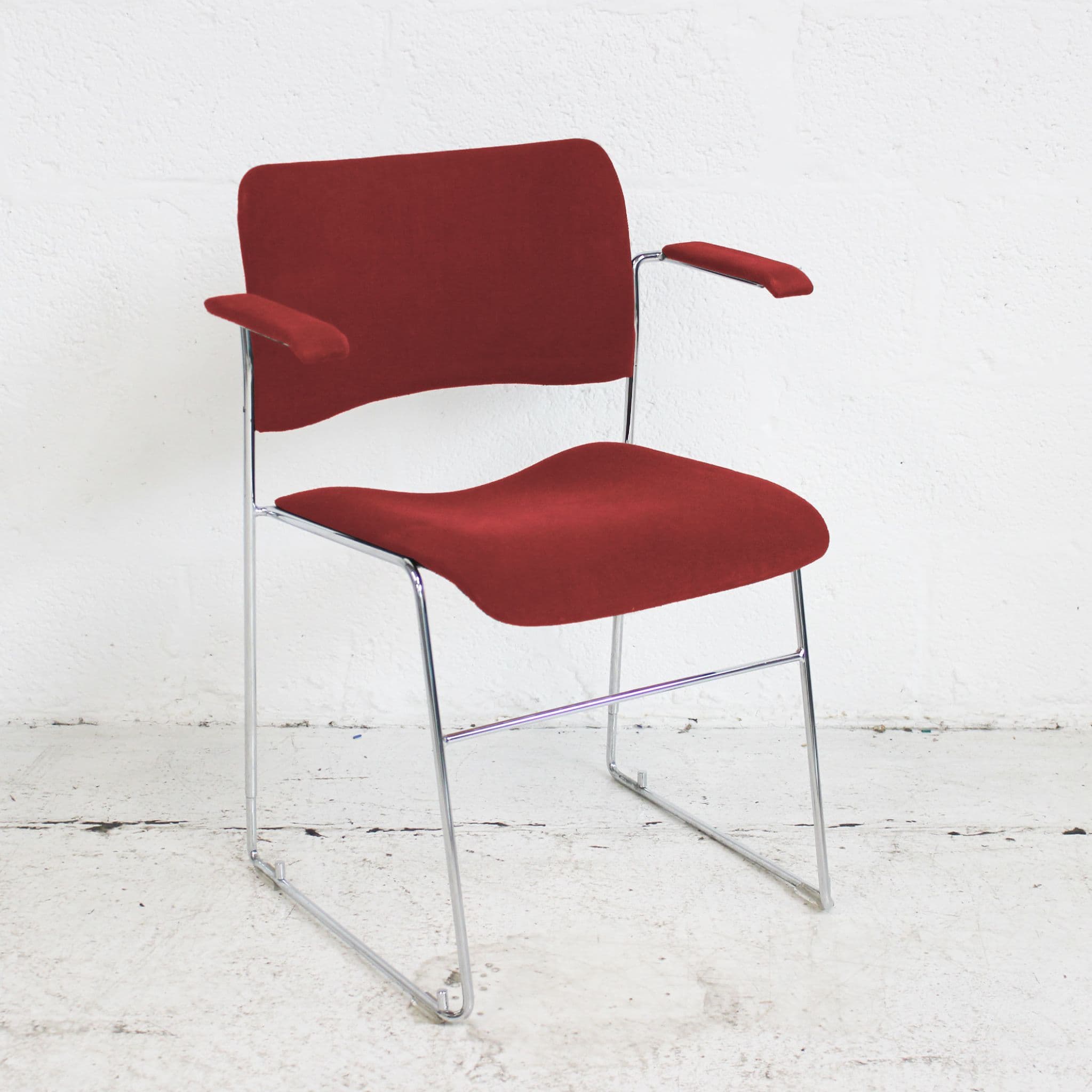 Howe 40/4 Stacking Chair – ANY COLOUR | Stacking Chair | Wire Frame Chair