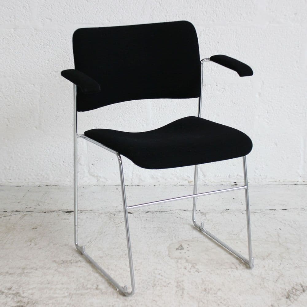 Howe 40/4 Stacking Chair – Black w/arms | Black Meeting Chair ...