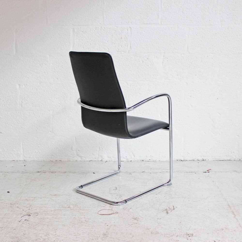 Kusch + Co 8500 On a Plaza | Leather Meeting Chair | Leather Office Chair