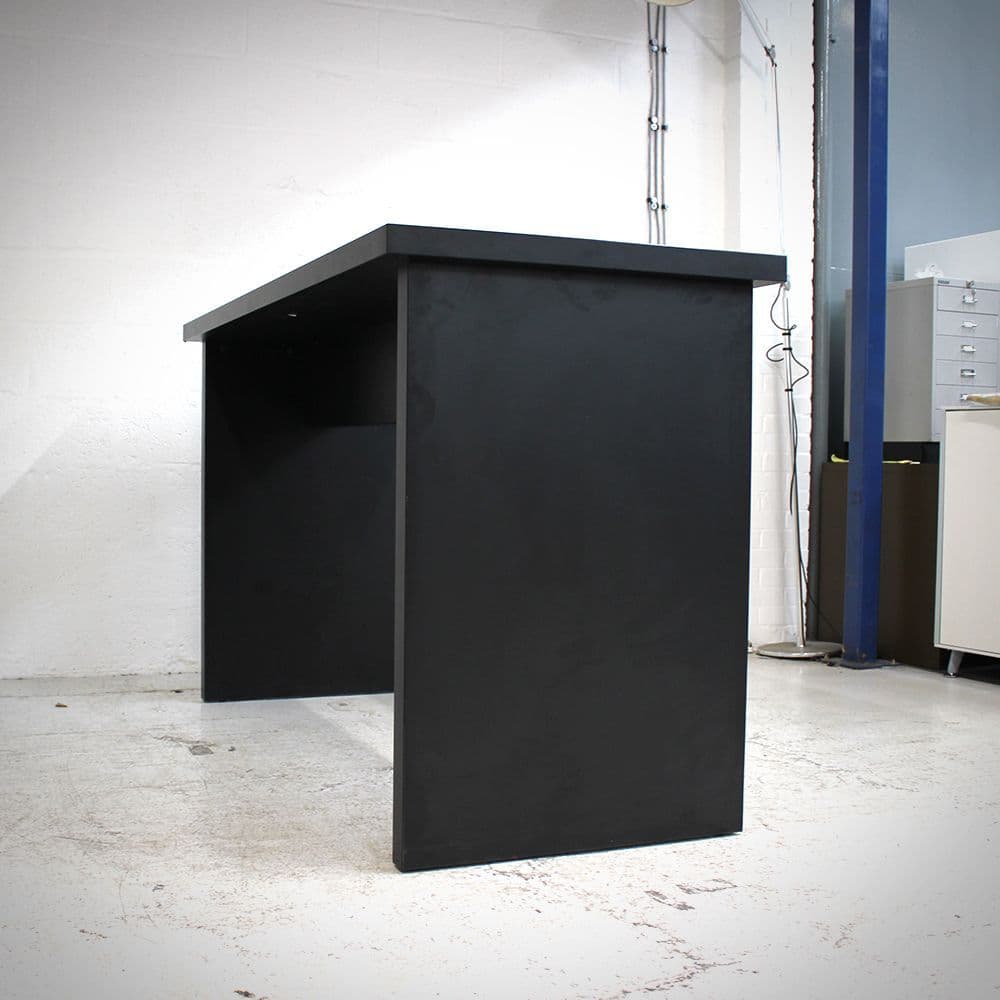 Matte Black Poseur Collaboration Table | Poseur Collaboration Desk ...