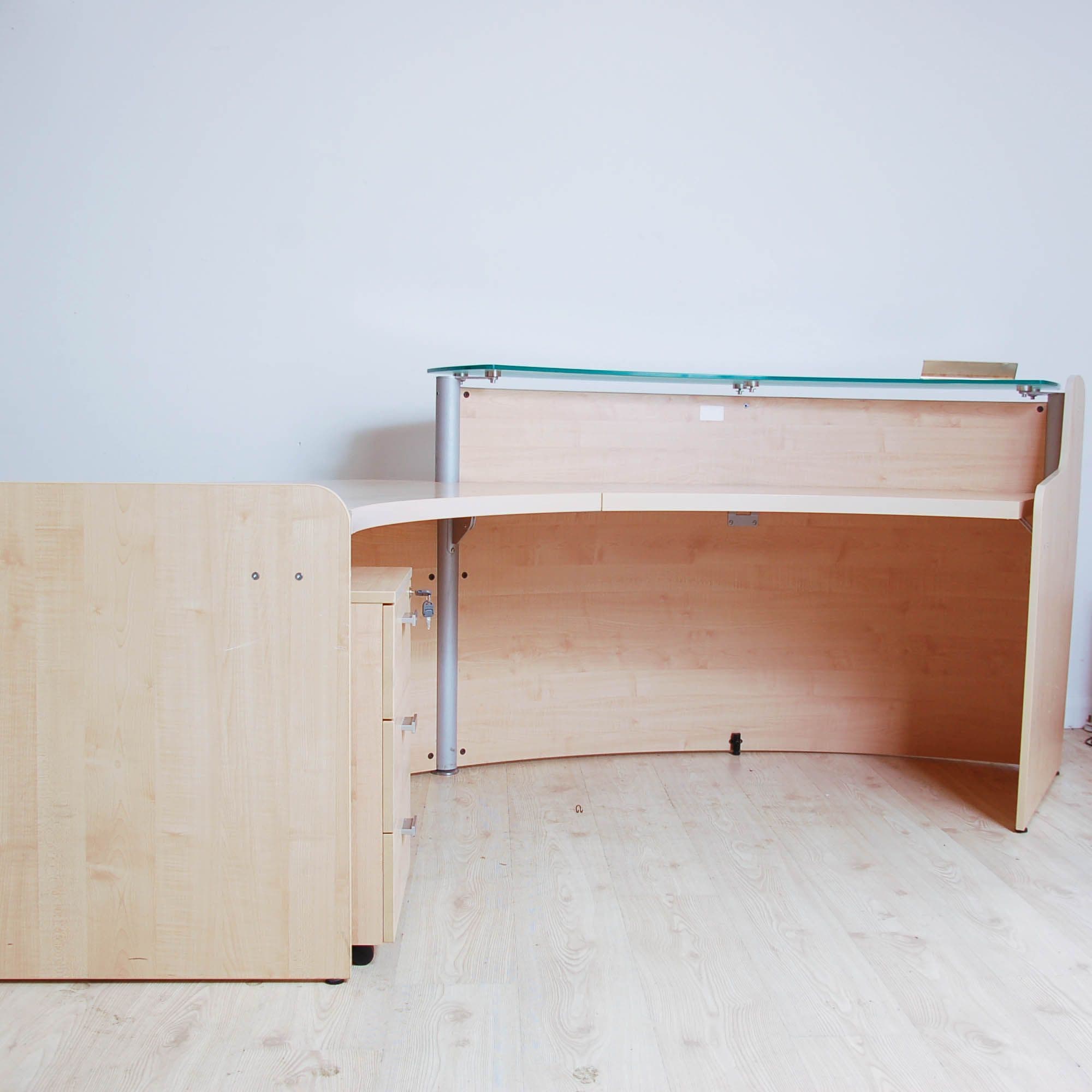 Modern Curved Reception Desk in Maple | desk for reception | 0