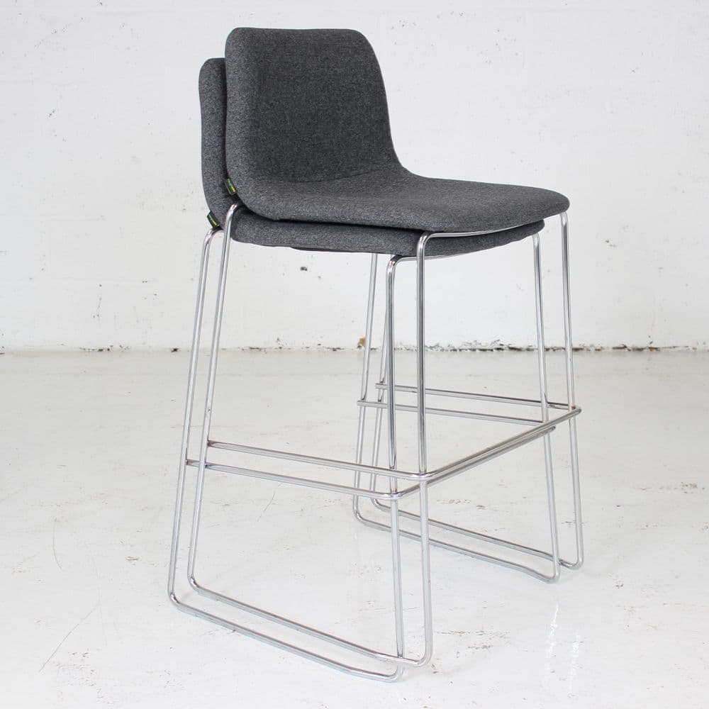 Naughtone Viv Stool | bar stool | upholstered high stool