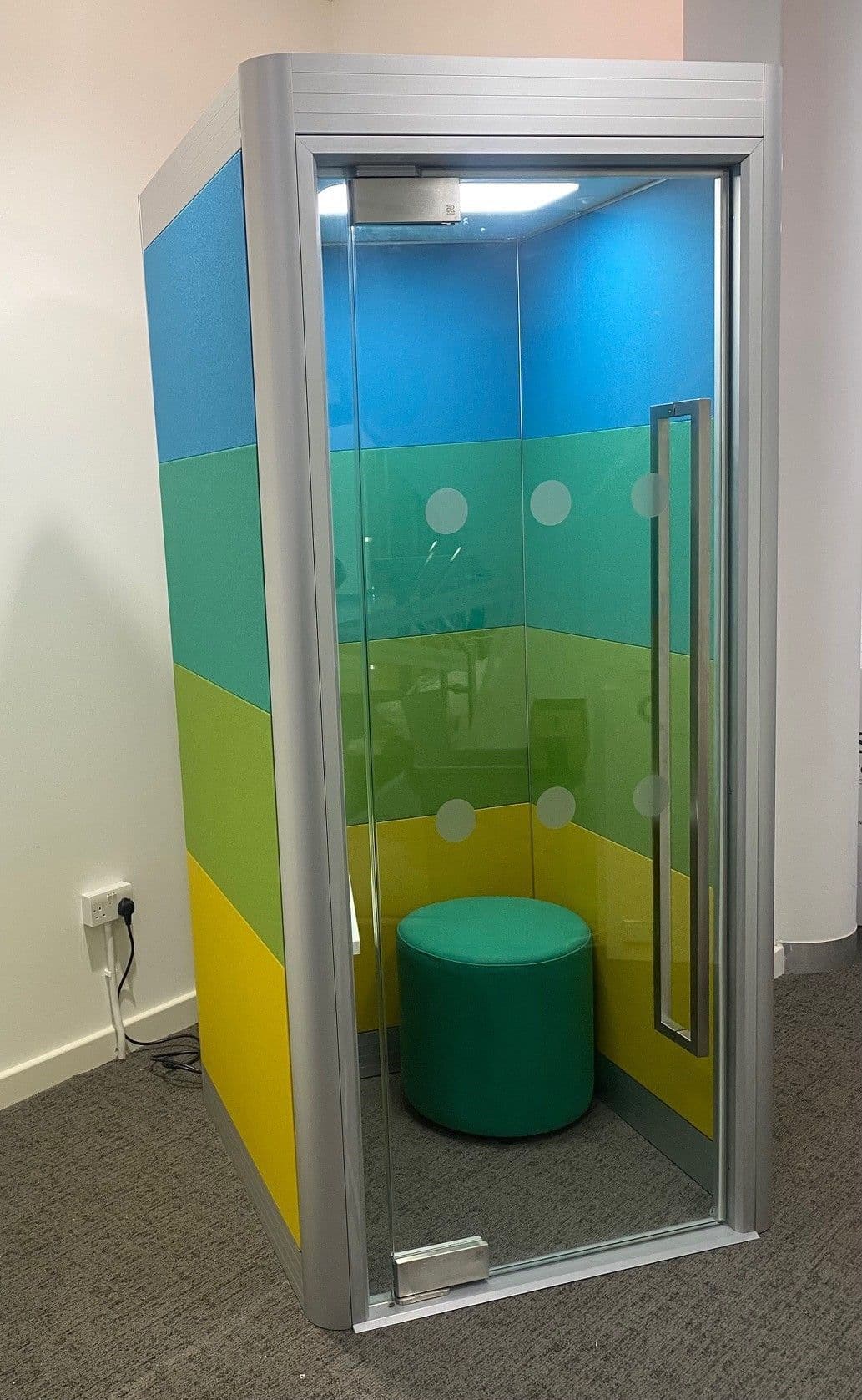 Orangebox Airea Phone Booth | Phone Booth By Orangebox | Privacy Booth ...