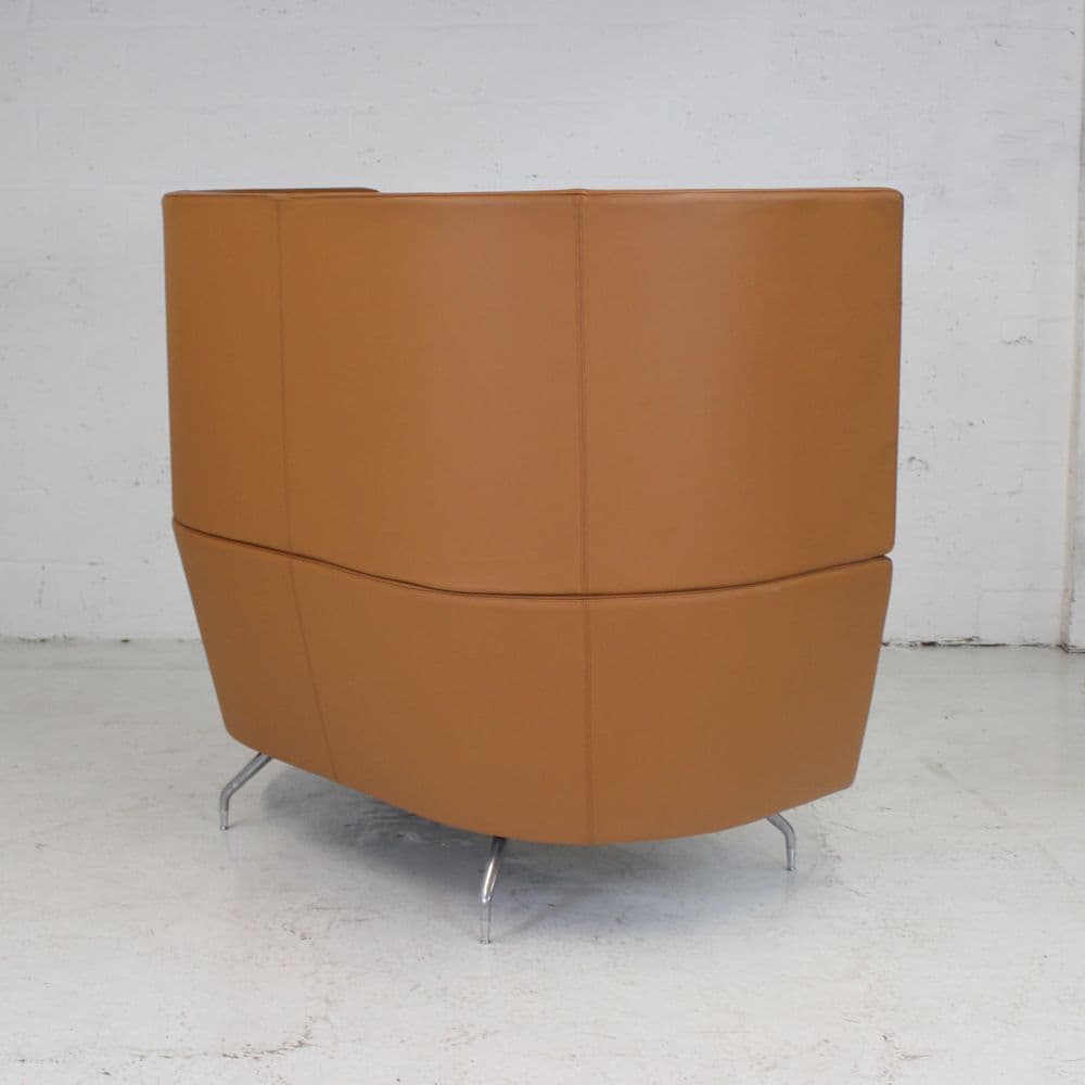 Orangebox Cwtch - Tan Leather | meeting pod | highback sofa