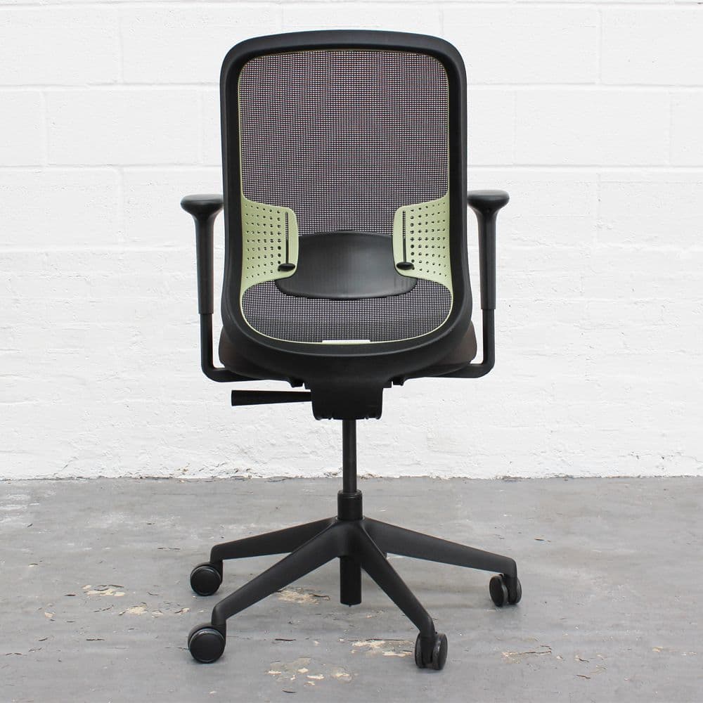 Orangebox Do Chair | mesh back computer chair | black task chair