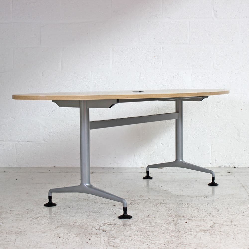 Orangebox Pars Light Oak Meeting Table | oval table | oak table