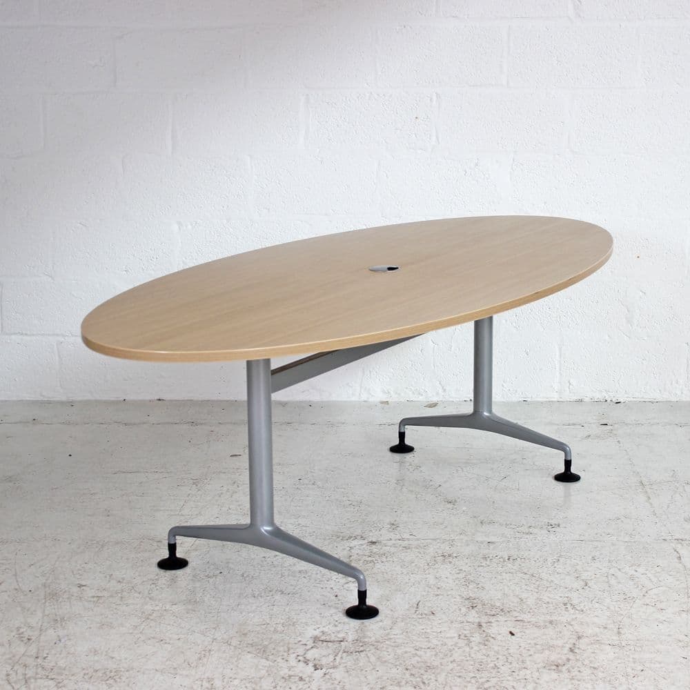 Orangebox Pars Light Oak Meeting Table | oval table | oak table