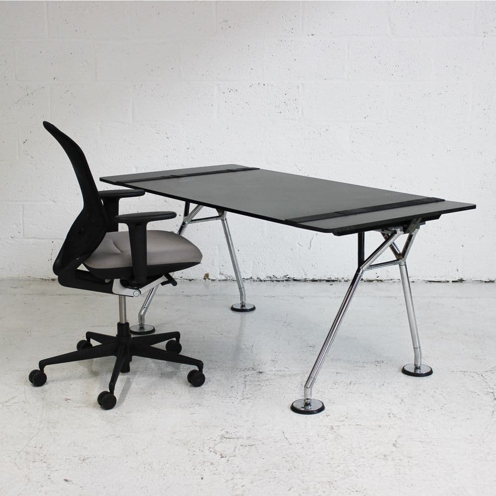 Original Nomos Black Desk | Tecno desk | norman foster desk