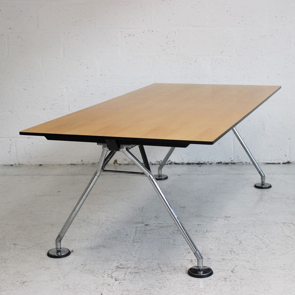 Original Oak Nomos Meeting Table | rectangular table | tecno table