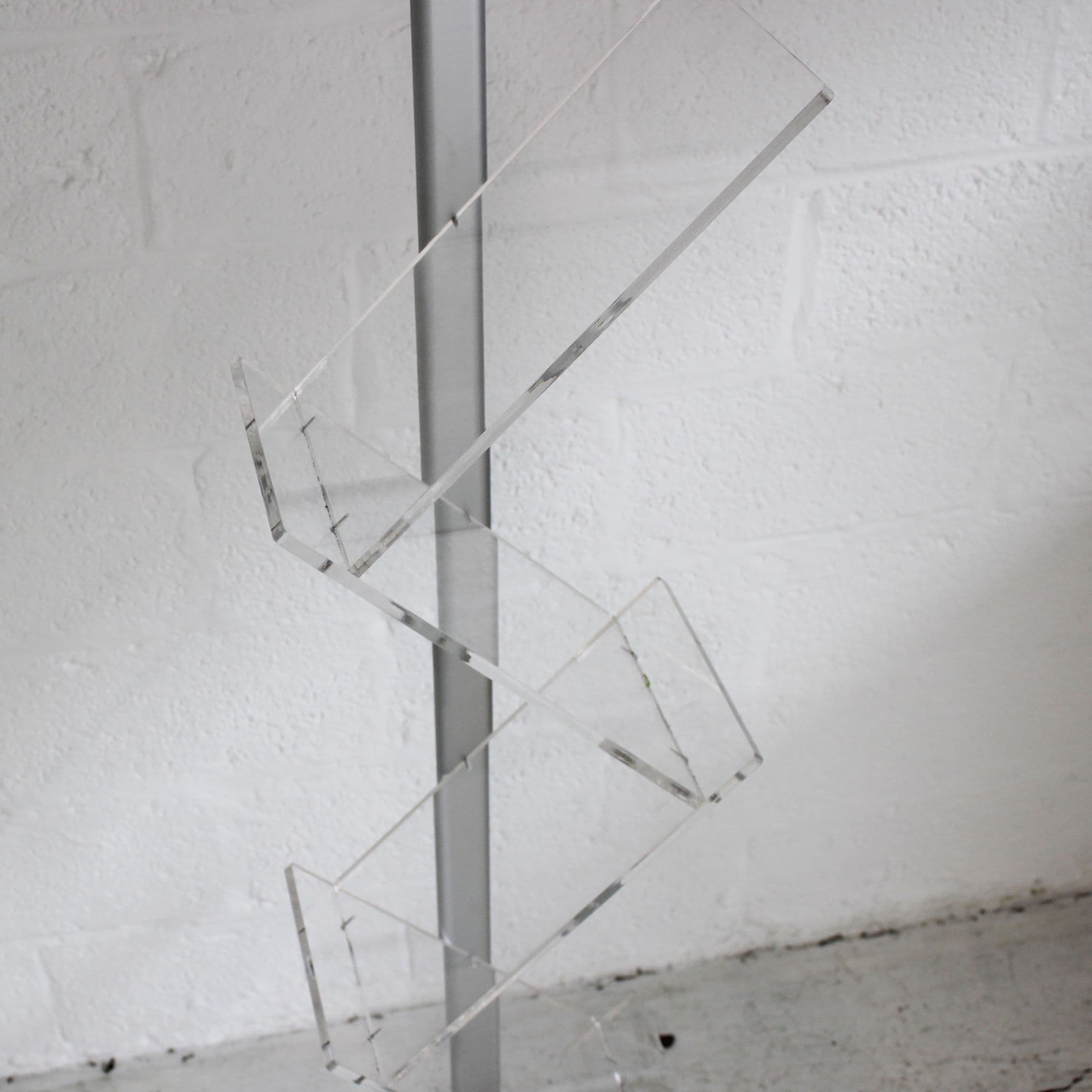 Perspex Magazine Stand | Brochure stand | Presentation Stand