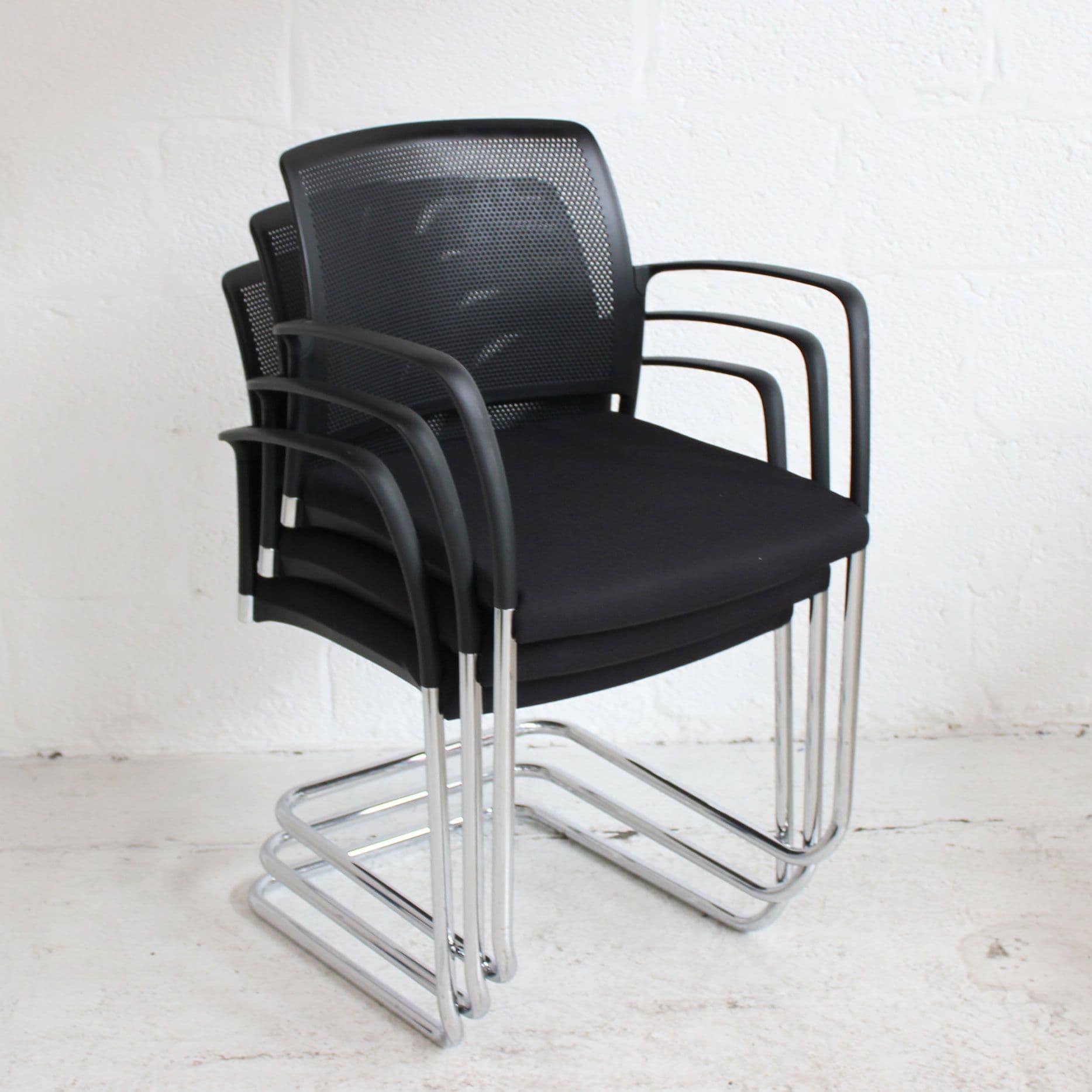 Plastic Back Meeting Chair | Mesh back chair | Black conference chair