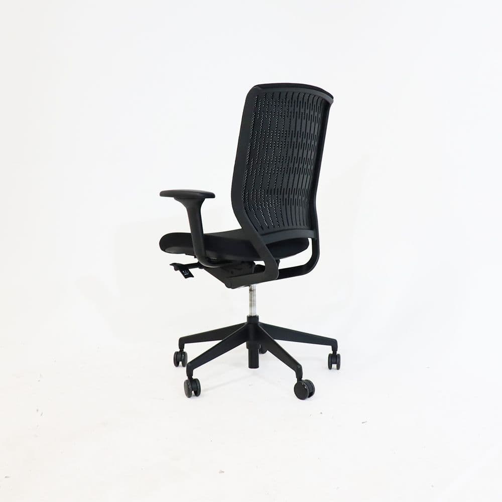 Senator Evolve Chair| Senator Task Chair| Black Evolve Chair