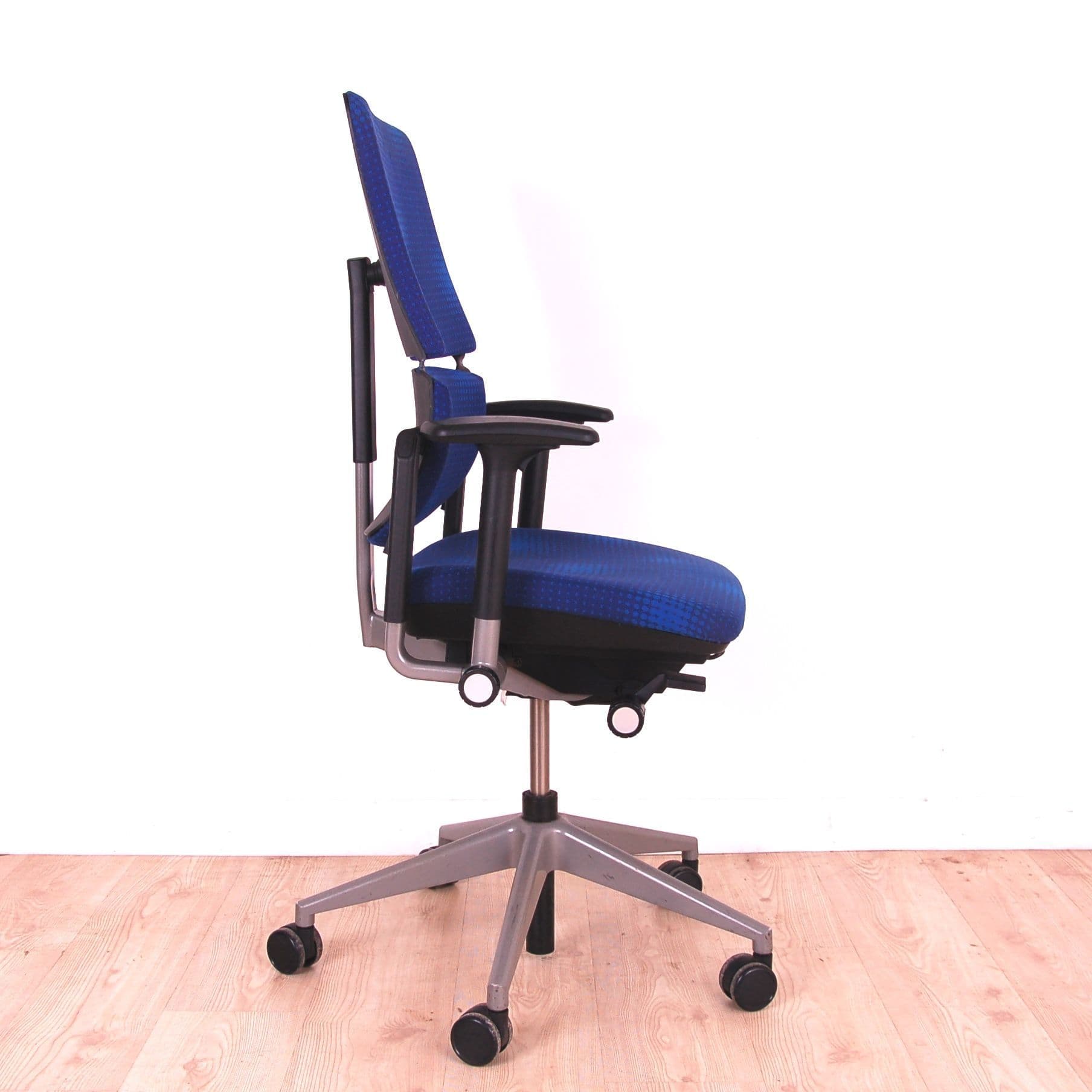 Steelcase Please Chair in Blue | ergonomic computer chair | high back ...