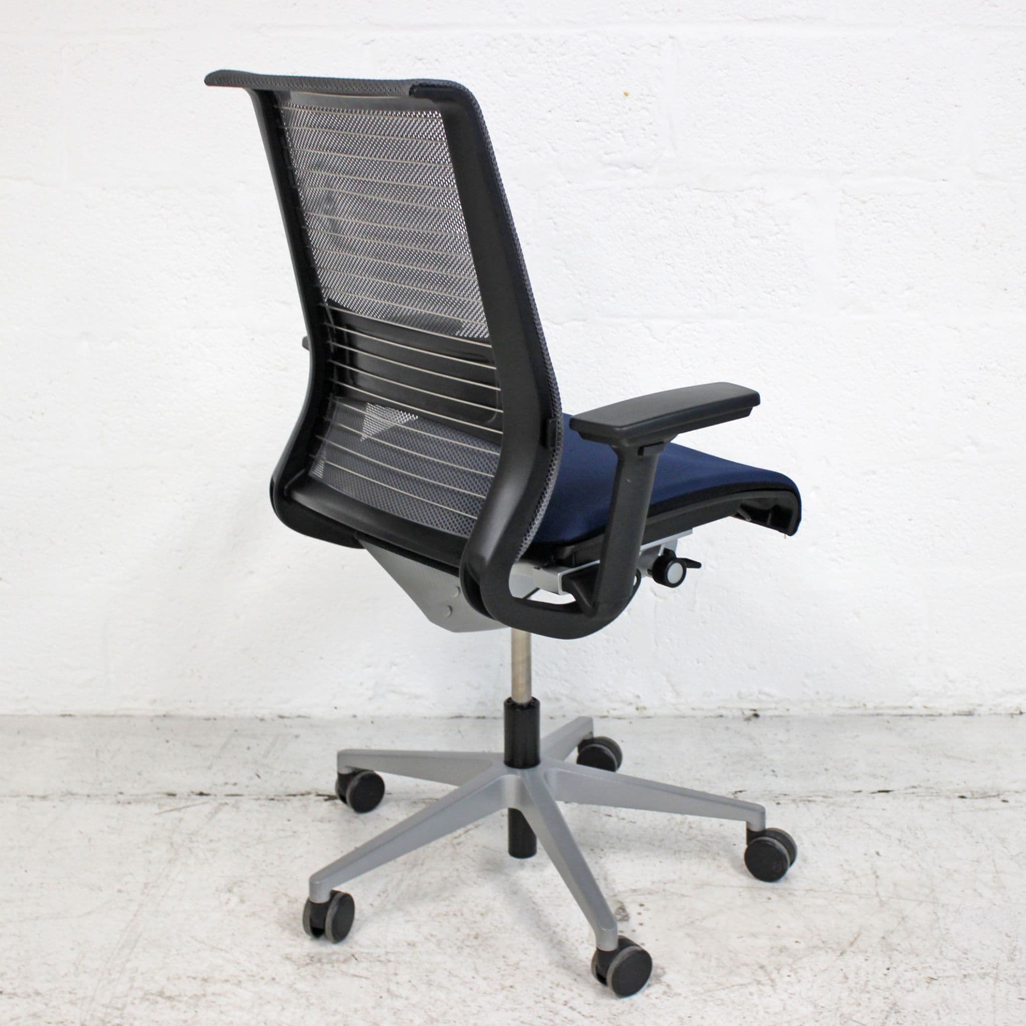 Steelcase Think Chair – Blue & Grey | Mesh Back Computer Chair ...