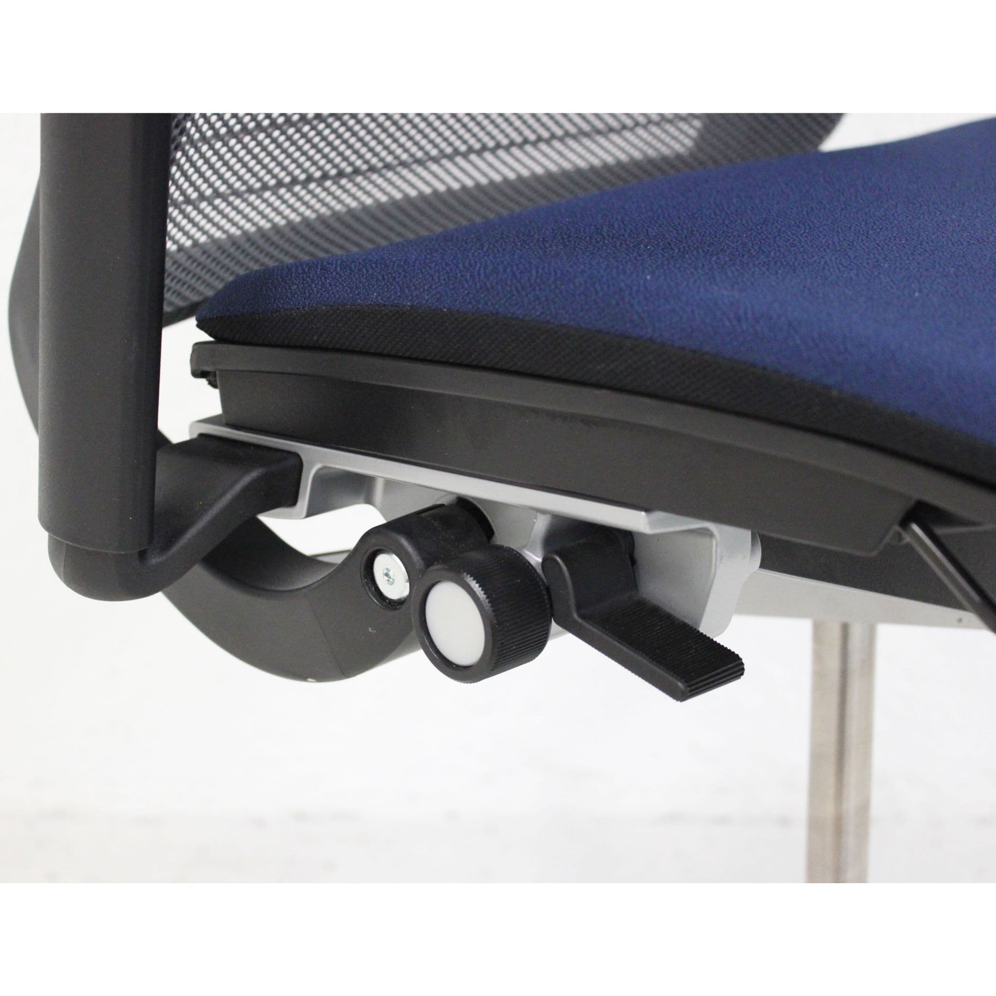 Steelcase Think Chair – Blue & Grey | Mesh Back Computer Chair ...