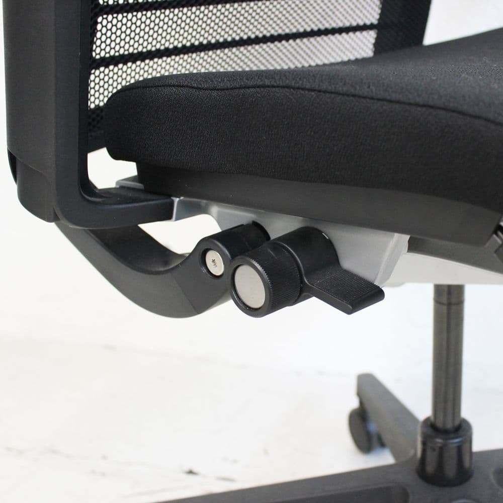 Steelcase Think V2 Operator Chair | Used Black Mesh Task Chair ...