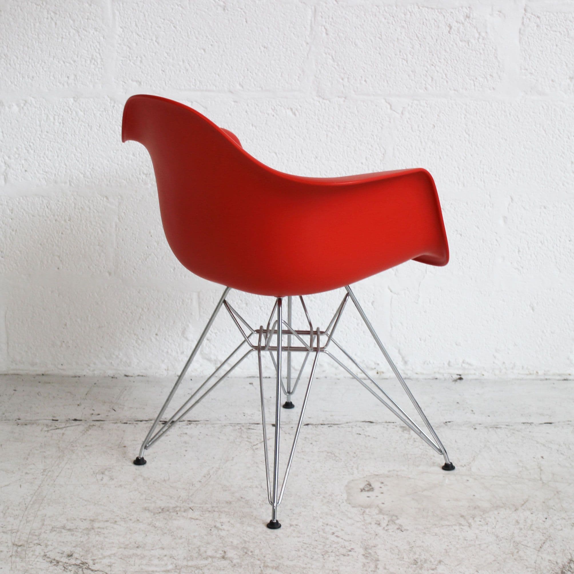Vitra DAR Chair – Red | Eames Chair | Red Charles Eames