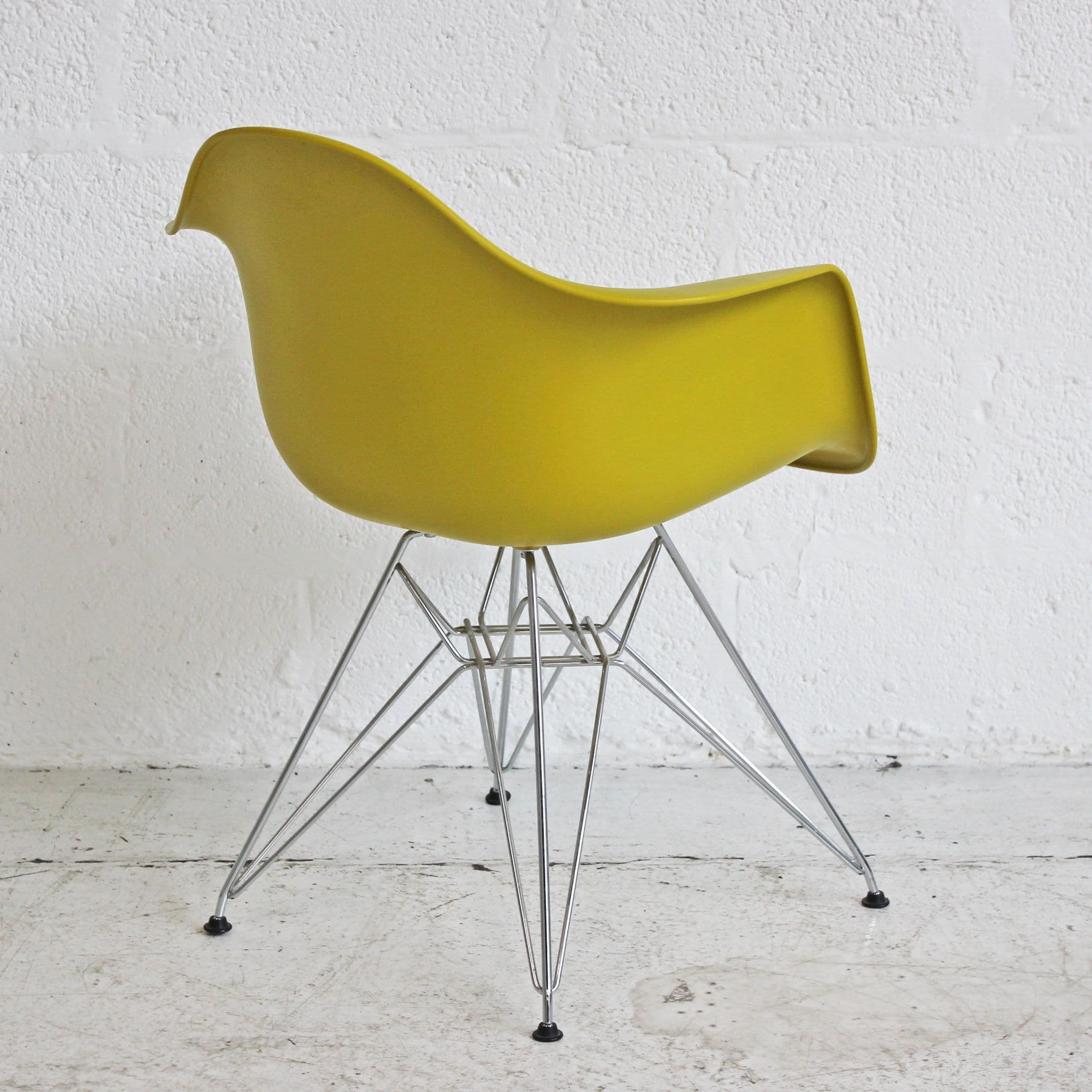 Vitra DAR Chair – Yellow | Eames Chair | Yellow Charles Eames