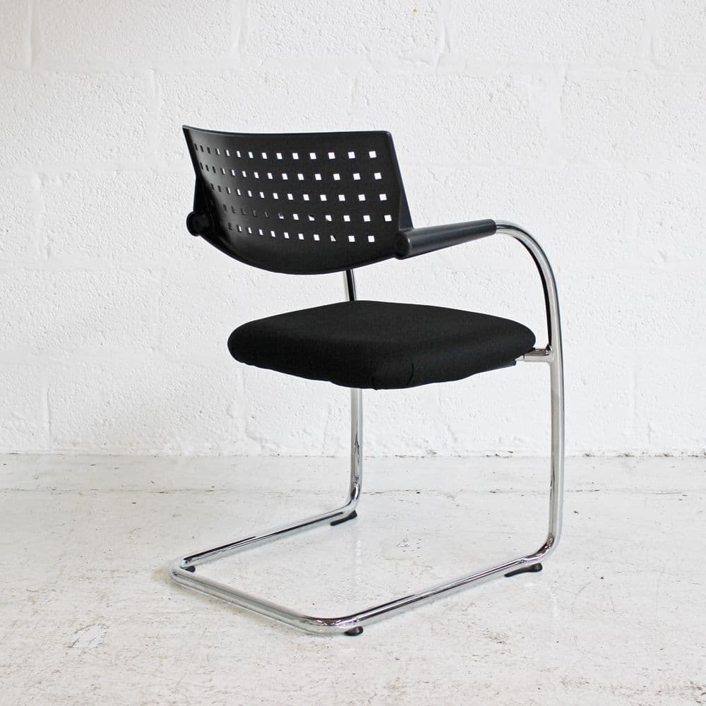 Vitra VisaVis - stacking | stacking meeting chair | cantilever chair