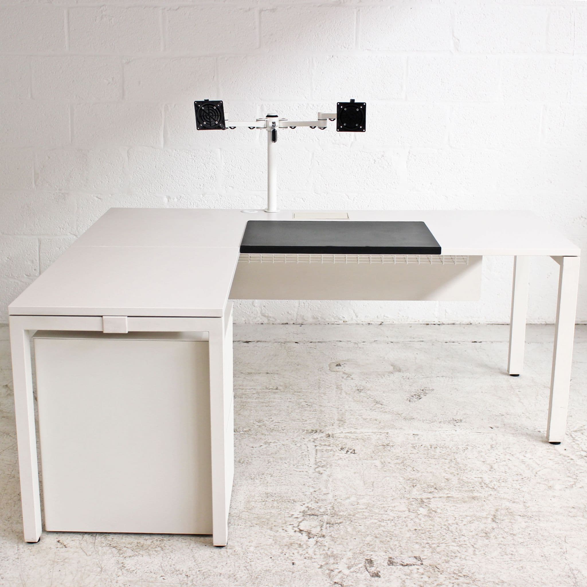Vitra Workit L Shape Desk | Full Office Set | Package Office Desk