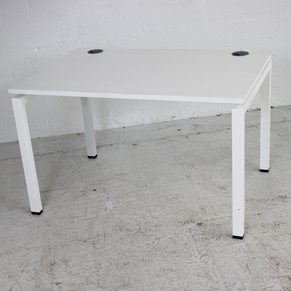 White rectangular desk - 1200 x 800 | white desk | white computer desk