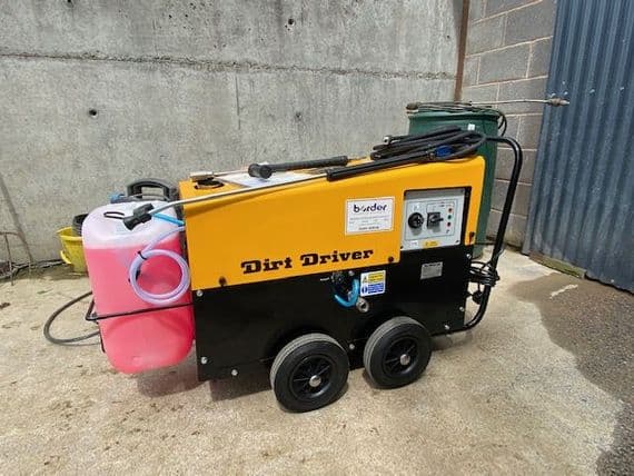 Dirt Driver Sapphire 1500 240 V Hot Water Pressure Washer