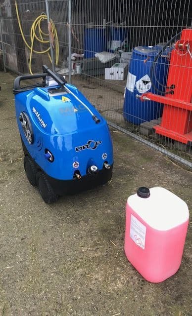 MAC Drop Revolution Hot Water Pressure Washer