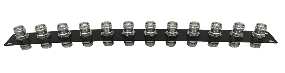 4 3/10 Patch Panel 1U 12 port black loaded