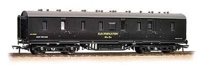 Bachmann 34-330 50ft parcels van DM395665 in BR departmental black