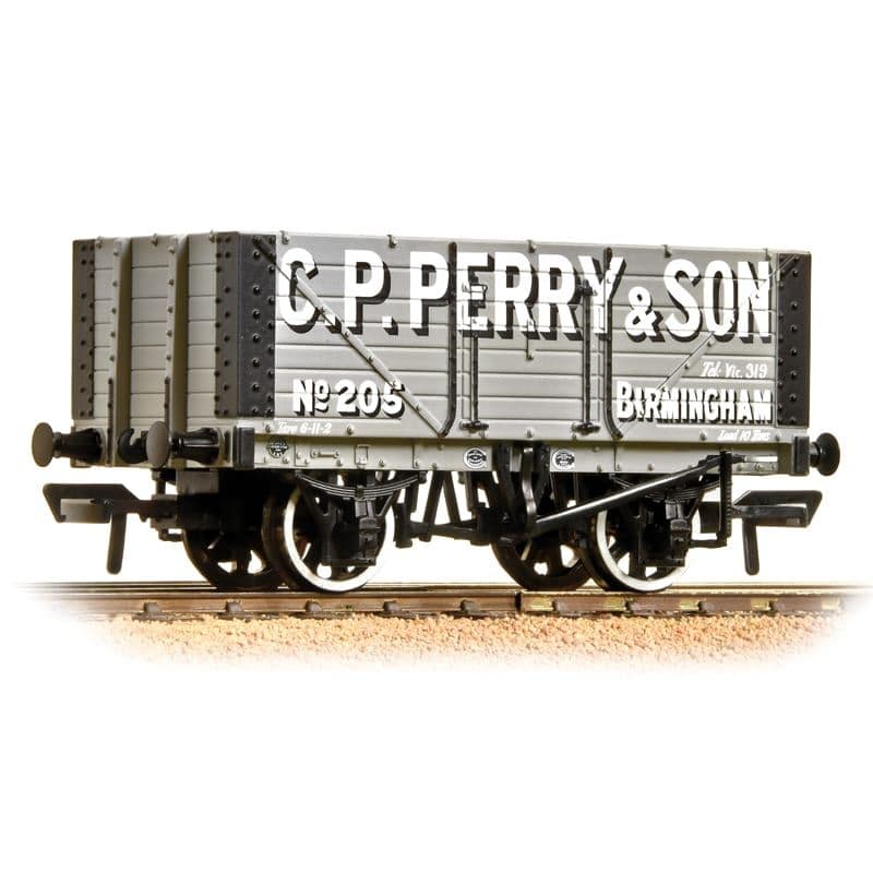 Bachmann 37-117 7 plank Fixed end wagon C P Perry and Son