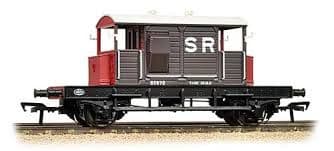 Bachmann 38-403 25T pill Box Brake van SR Brown and Red livery