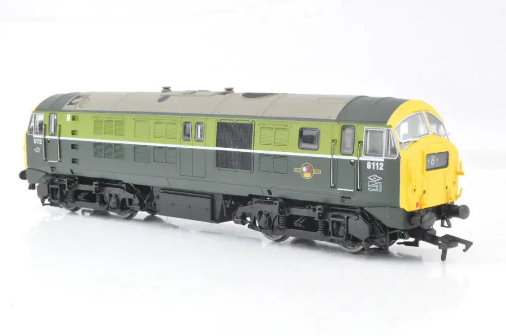 Dapol DA4D-014-001 Class 29 D6114 Two tone Green with small yellow panels
