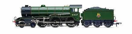 Hornby R2921 BR B17/2 Class 61637 "Thorpe Hall" BR Green Early Crest