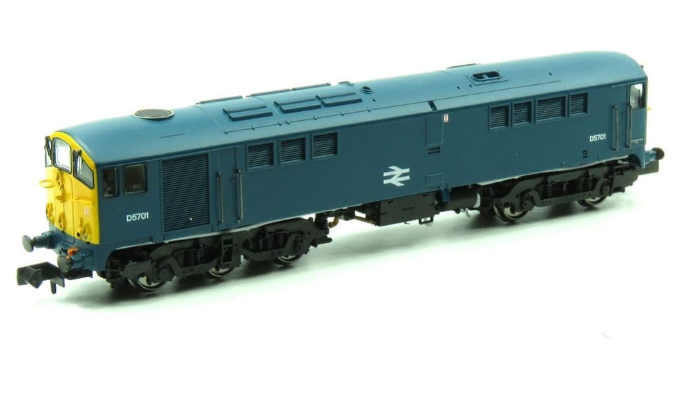 Rapido 905006 Met-Vic Class 28 Co-Bo D5701 BR Blue Full yellow ends