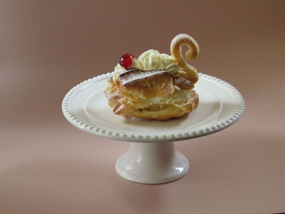 Choux Pastry Swan