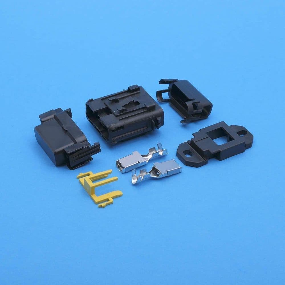 1 way Maxi Fuse holder kit inc mounting bracket with 2 crimp terminals ...