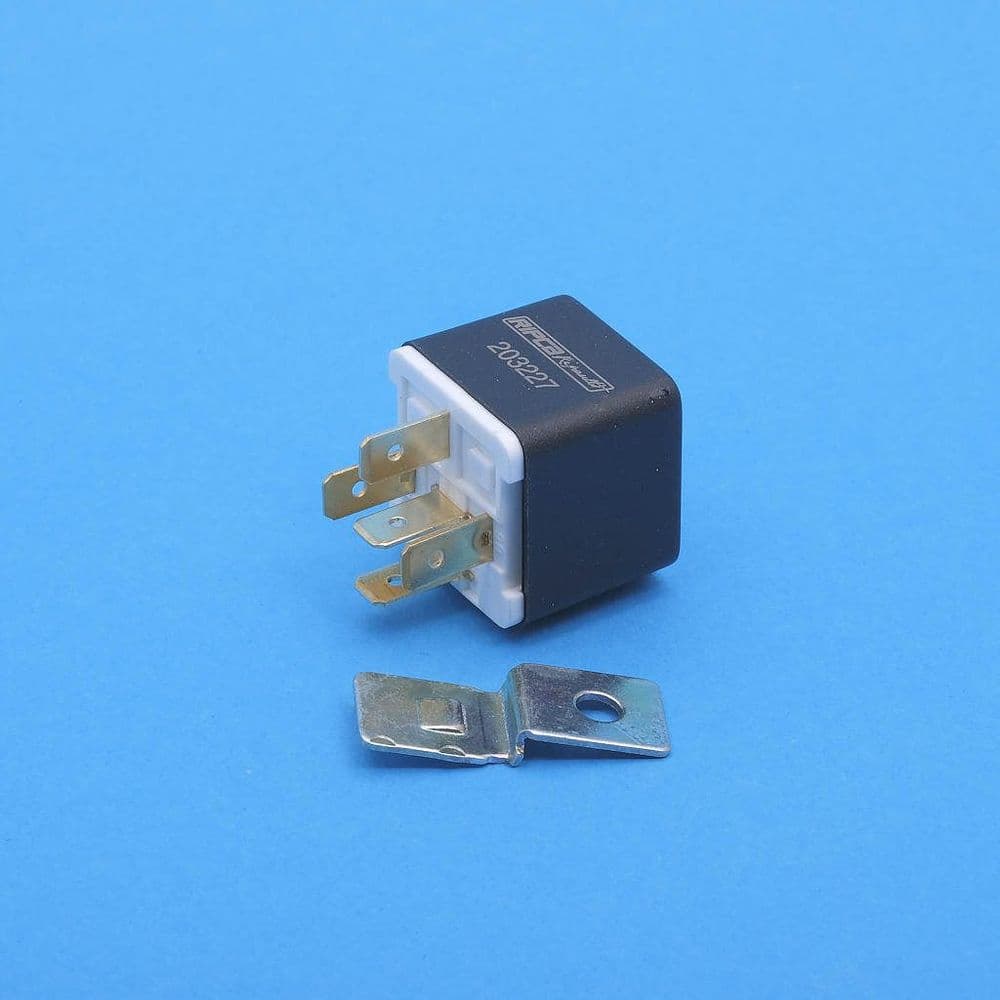 40/30A Relay Separate fixing bracket CO contacts Form B 2027