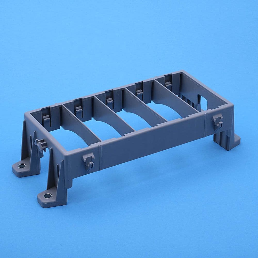 Modular fuse system housing for 5 modules 1450