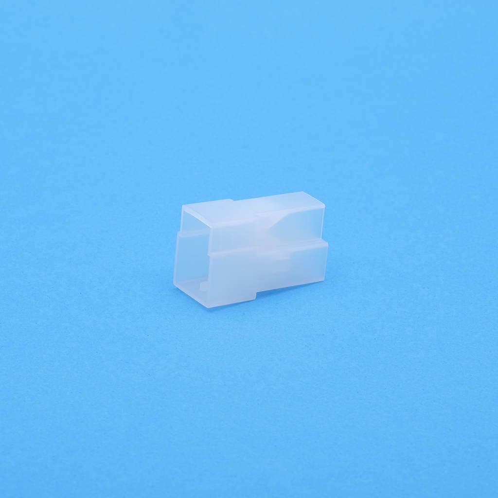 Multiple connector housing male 3 way MCM3