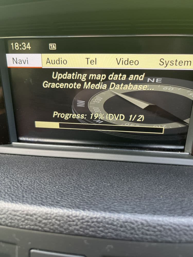 MERCEDES SAT NAV UPDATE DISC 2025