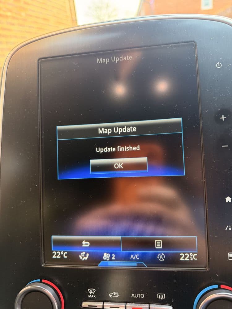 RENAULT R-LINK 2 SAT NAV MAP UPDATE USB EUROPE 2026