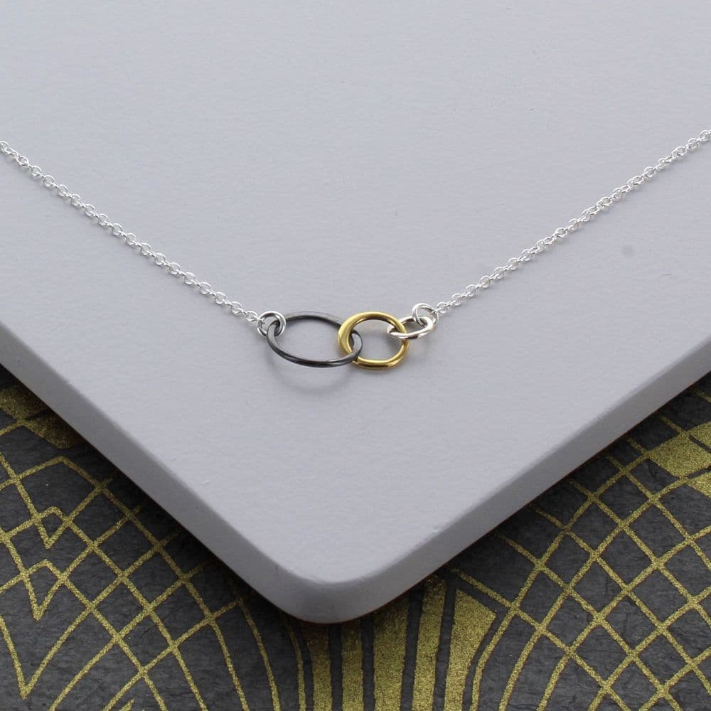 Triple Colour Infinity Link Necklace