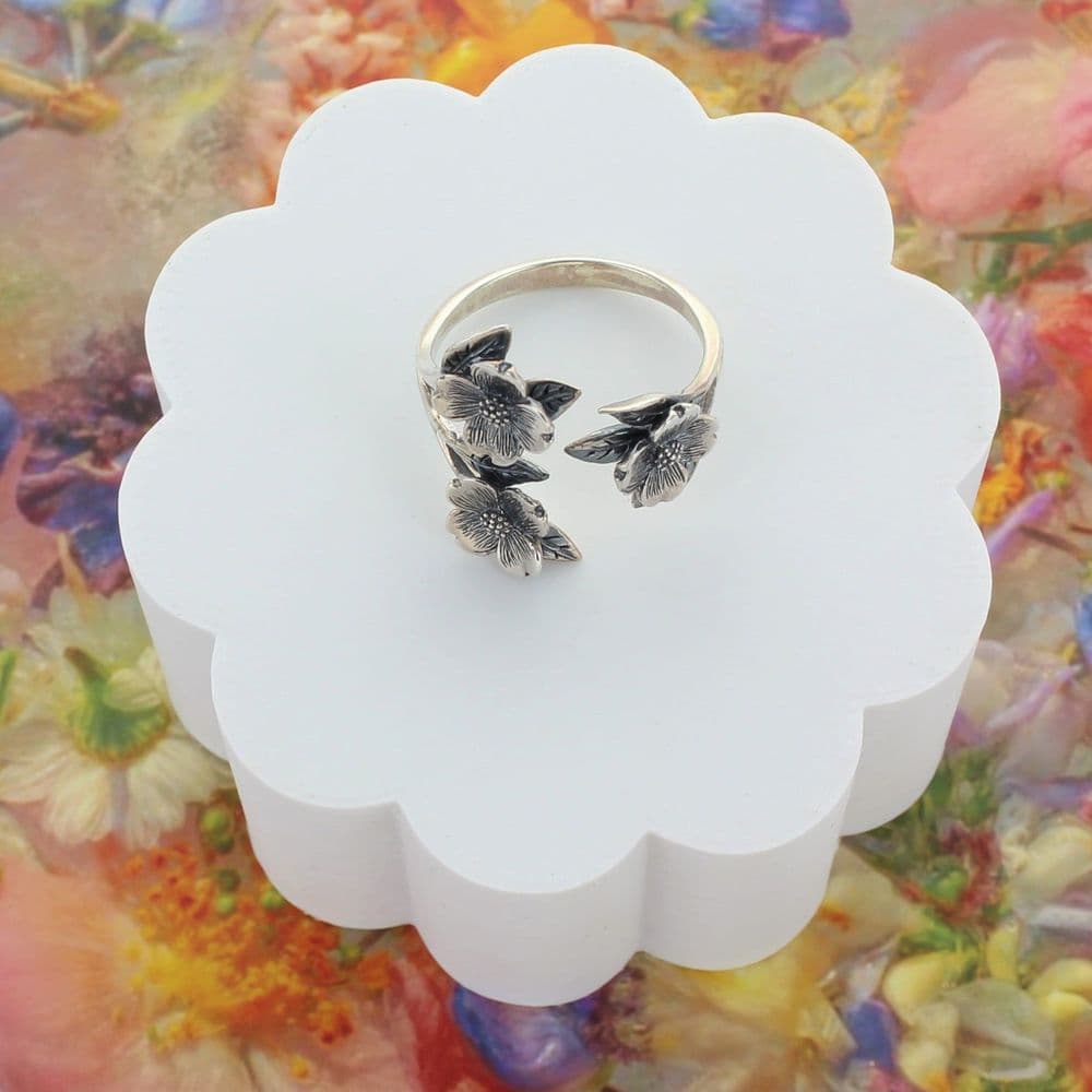 Triple Flower Adjustable Ring