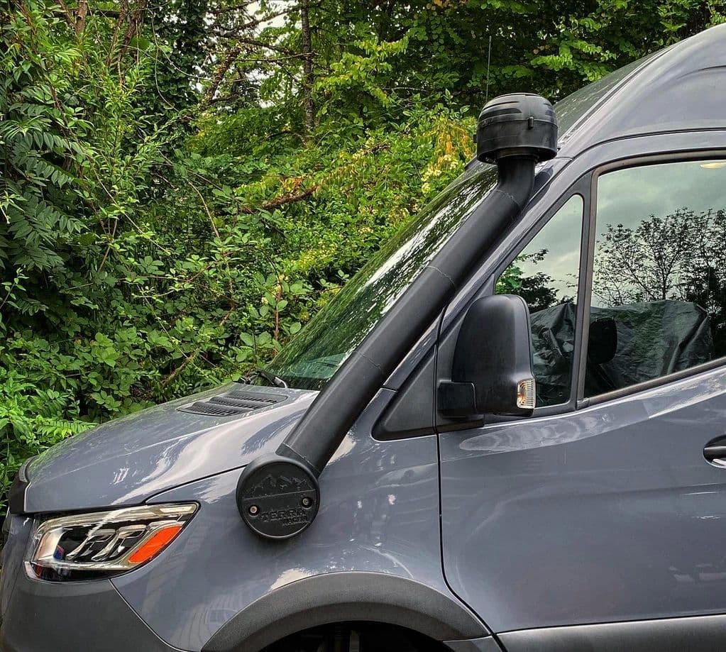 907 Sprinter snorkel