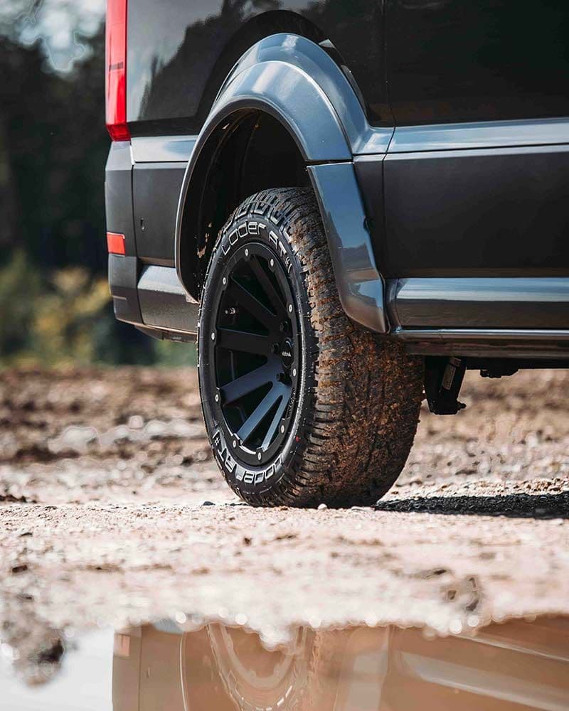 Delta4x4 Wheel Arch flares fro VW Crafter / MAN TGE