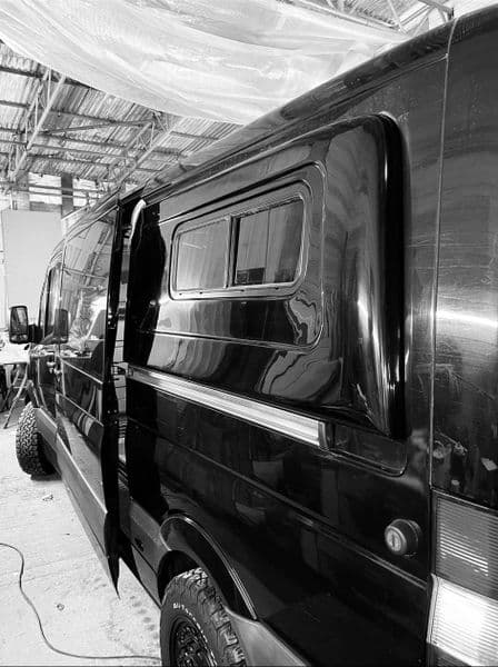 Gecko Van Bullfrog side flares for Mercedes Sprinter
