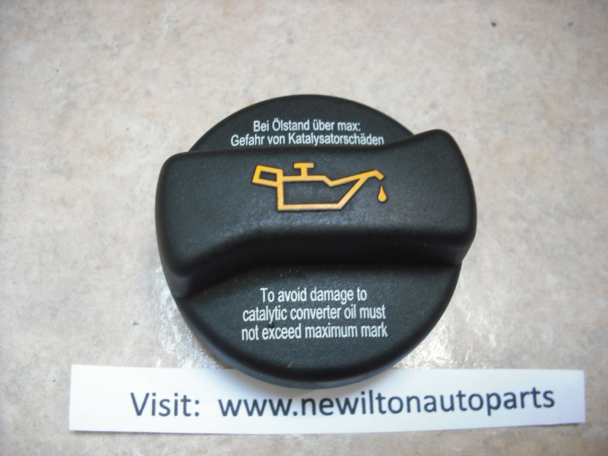026103485K A GENUINE SKODA FABIA 1 4 TDI DEISEL ENGINE OIL FILLER CAP