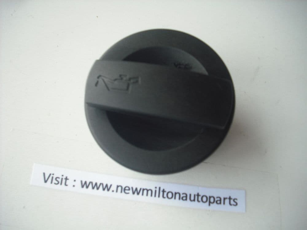 06C 103 485 H A GENUINE AUDI A4 B6 2 0 PETROL ENGINE OIL FILLER CAP